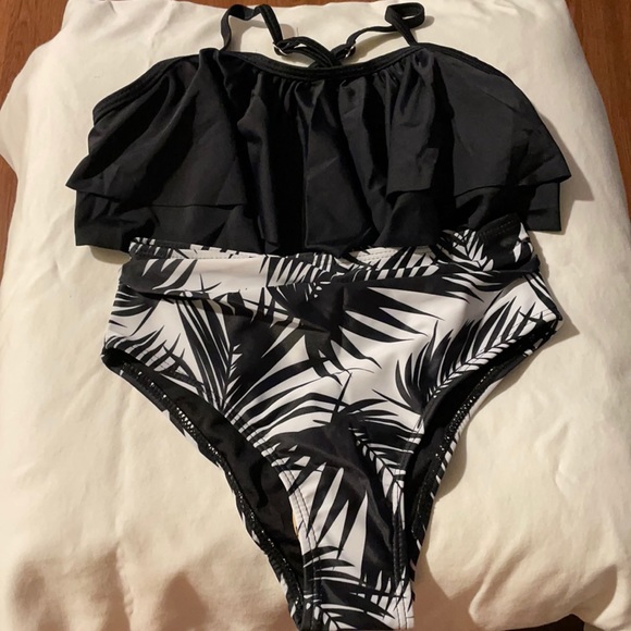 Swim | Black And White 2pc Girls Swimsuit | Poshmark